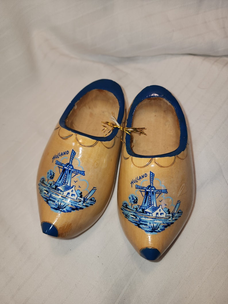 Vintage Dutch Holland Hand Carved Miniature Wooden Clogs Shoes Windmill ...