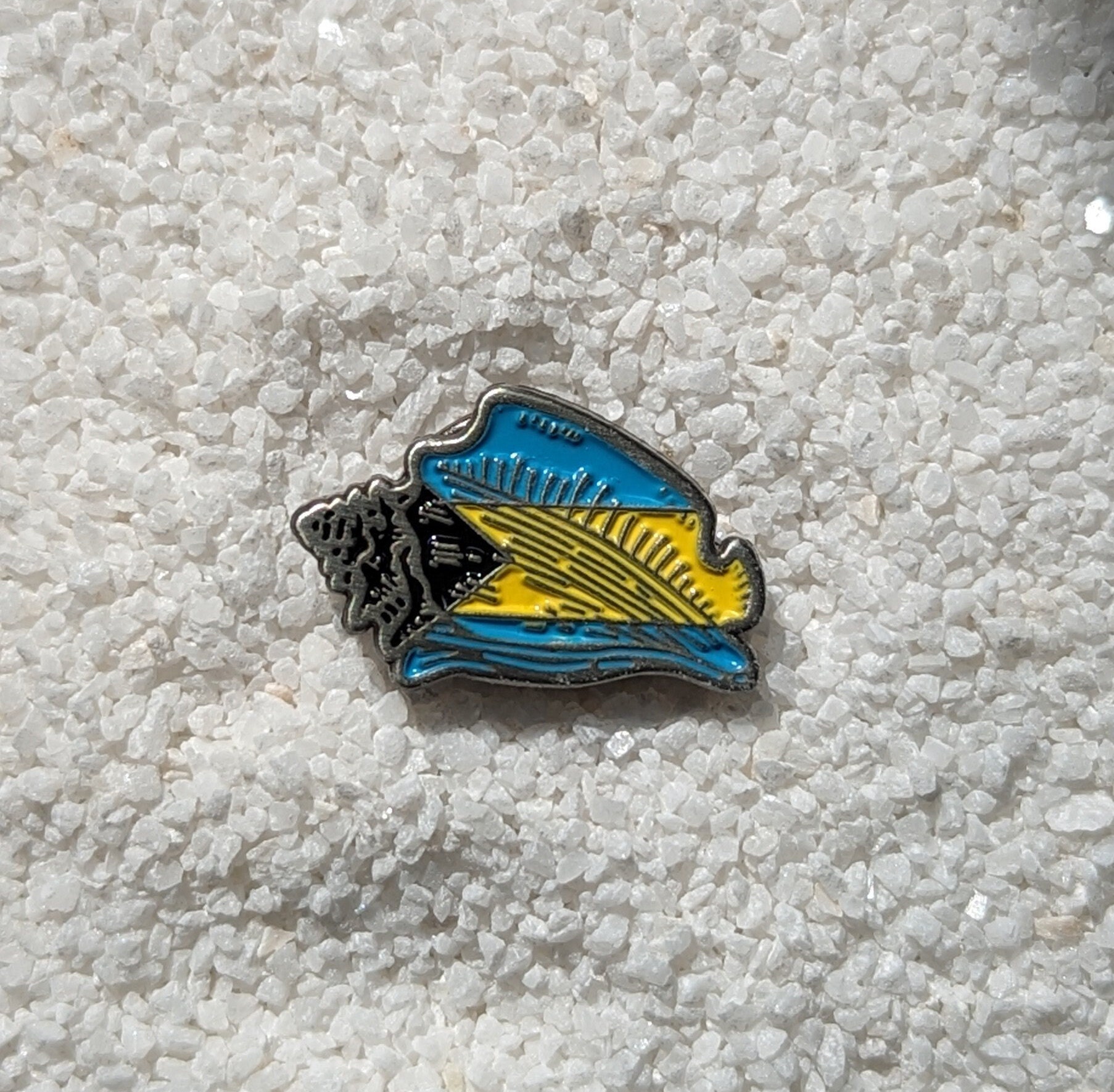 Conch Shell Bahama Flag Enamel Pin - Etsy