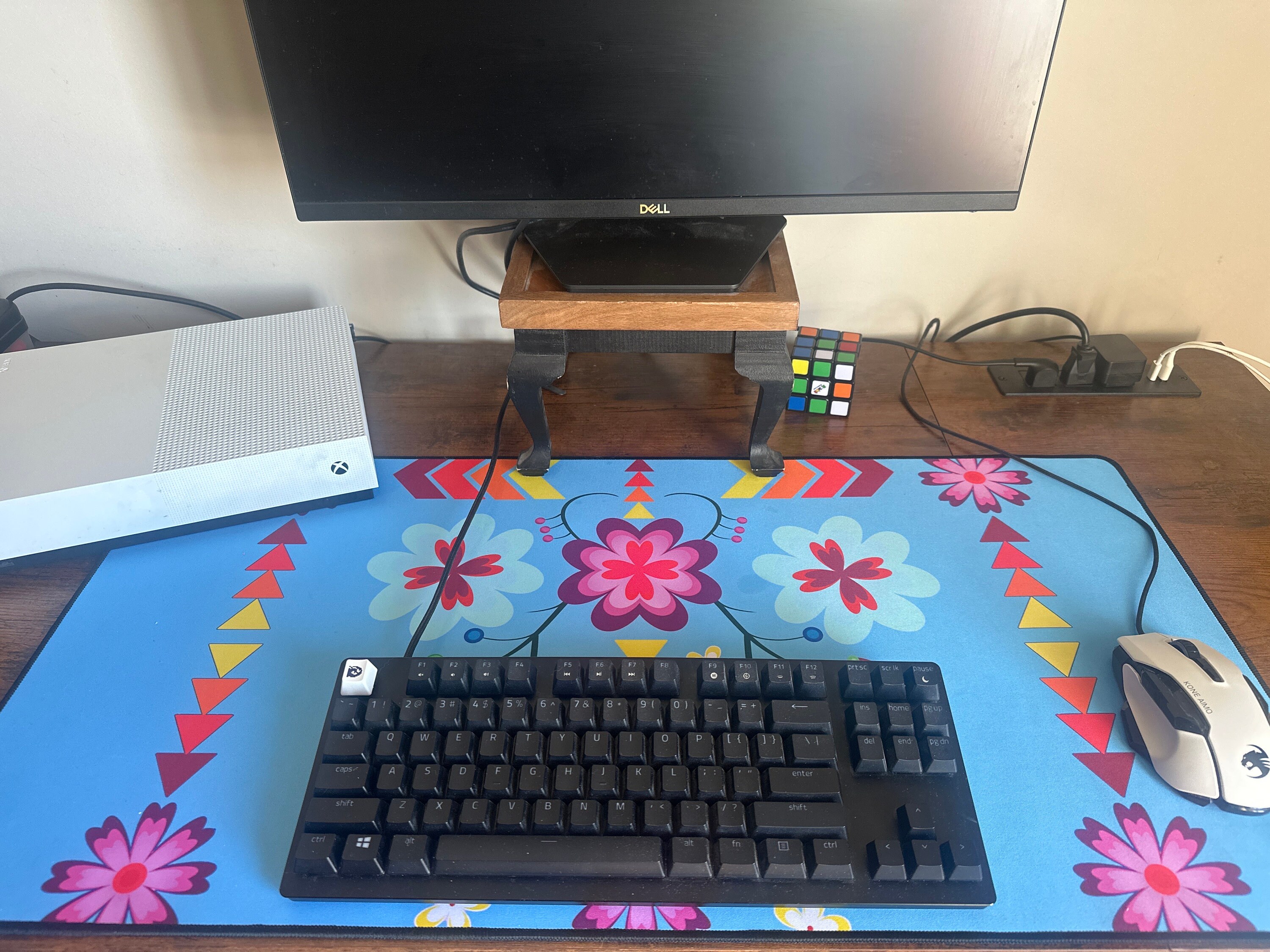 Indigenous Desk Mat With Ojibwe Floral Design, Native Owned Shops in ...