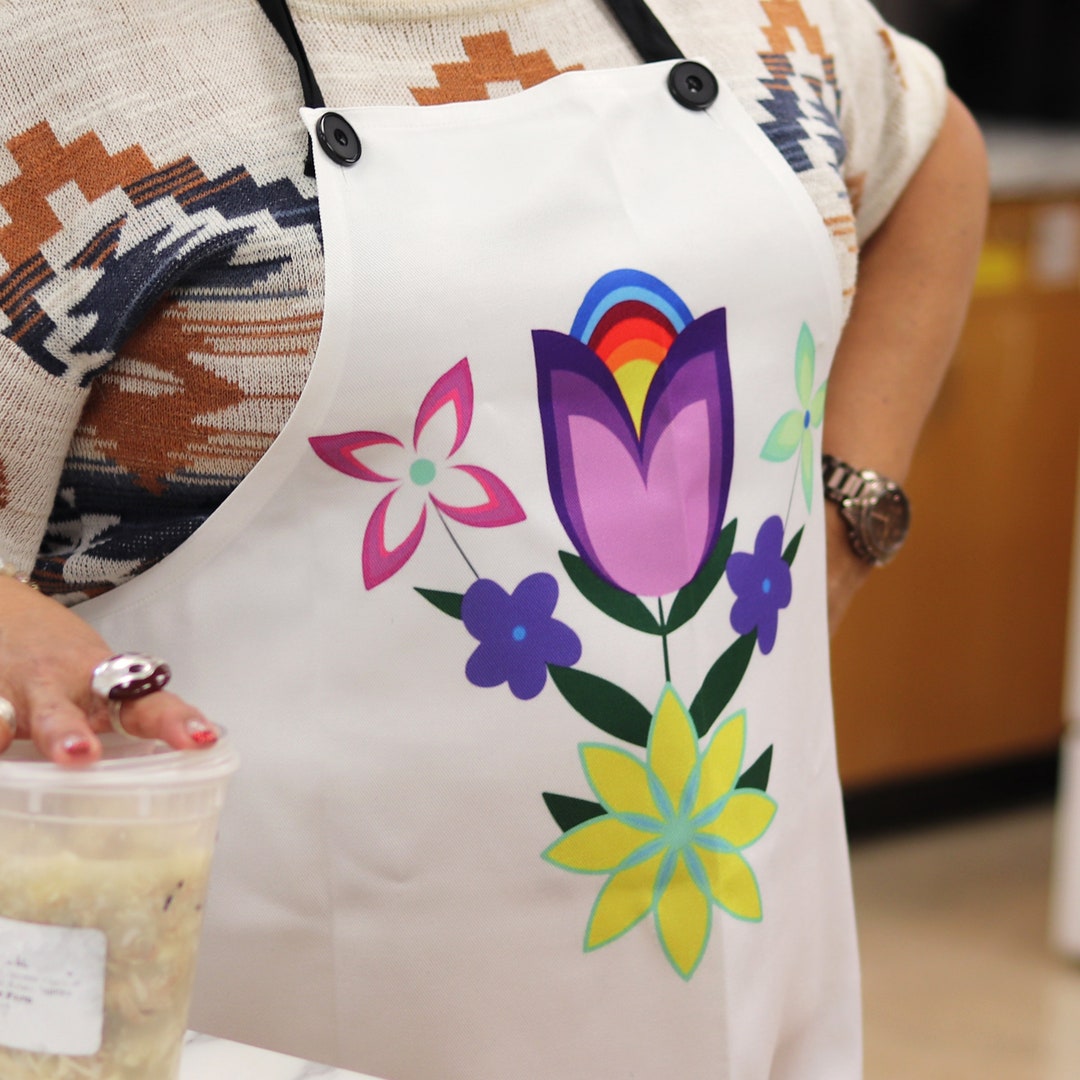 Indigenous Apron, Native Owned Shops, Cottagecore Apron, Pretty Aprons ...