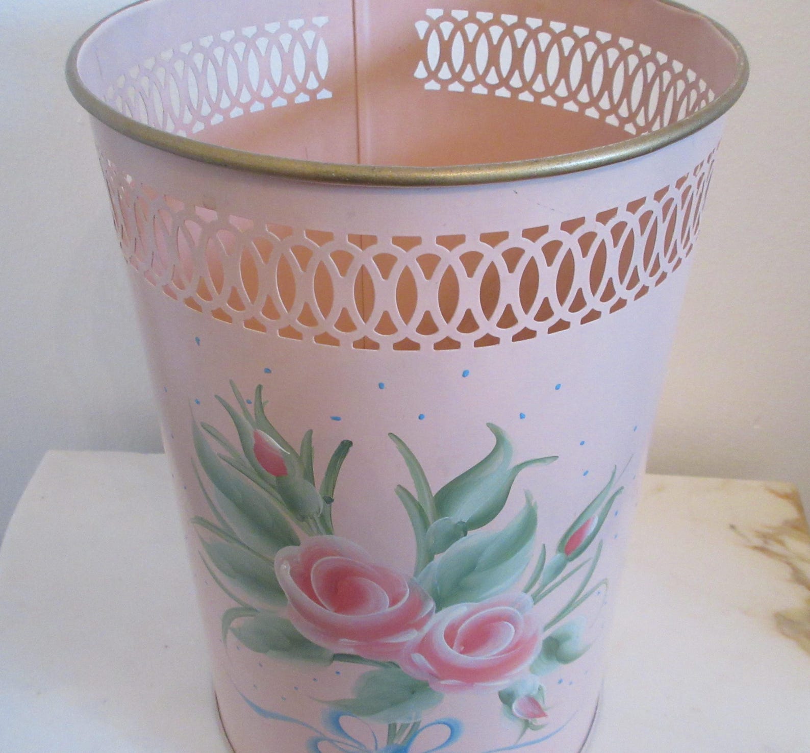 Vintage Pale Pink Tole Painted Roses With Ribbon Wastebasket - Etsy