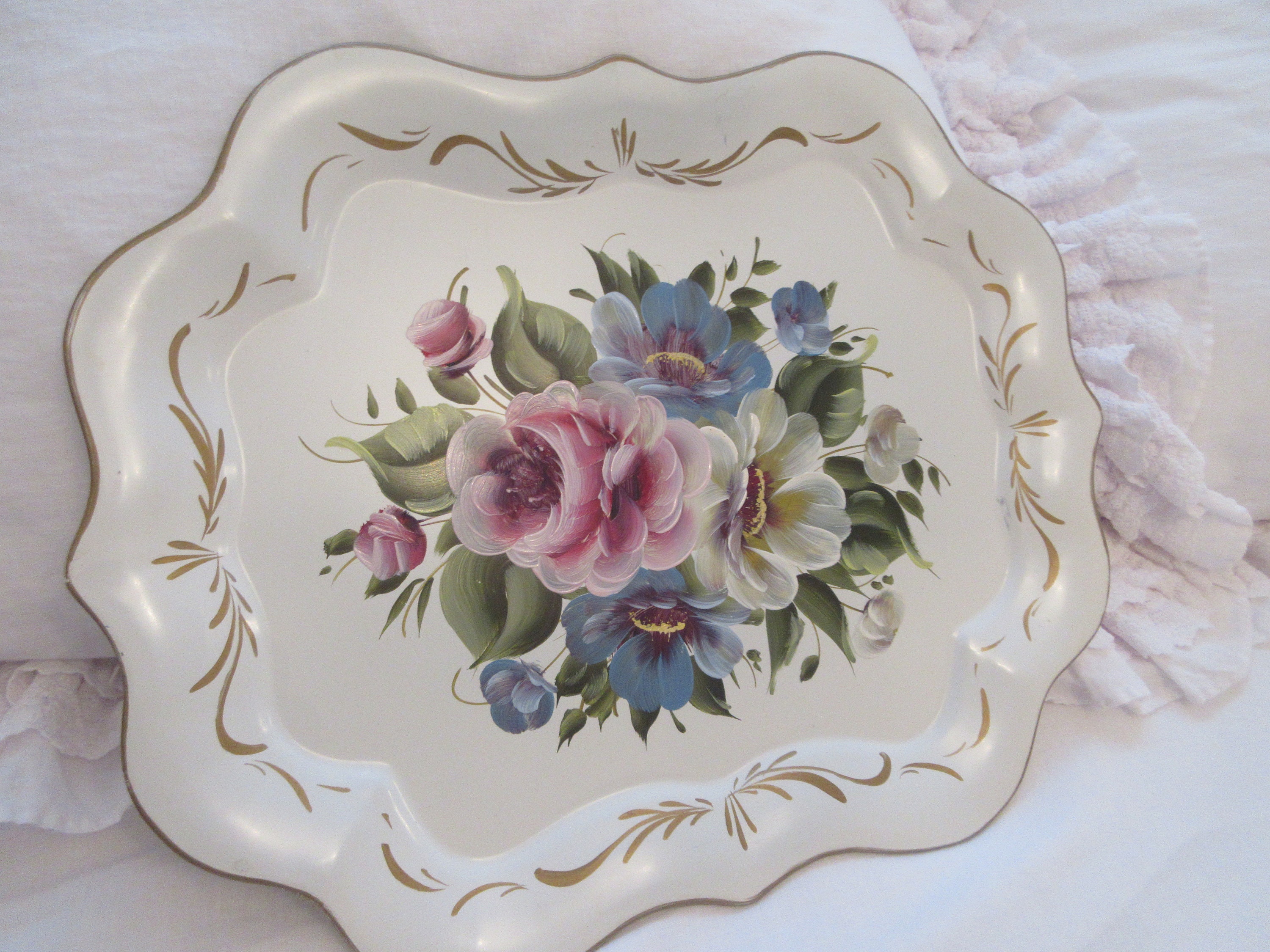Vintage Shabby White Tole Painted Tray With Roses - Etsy