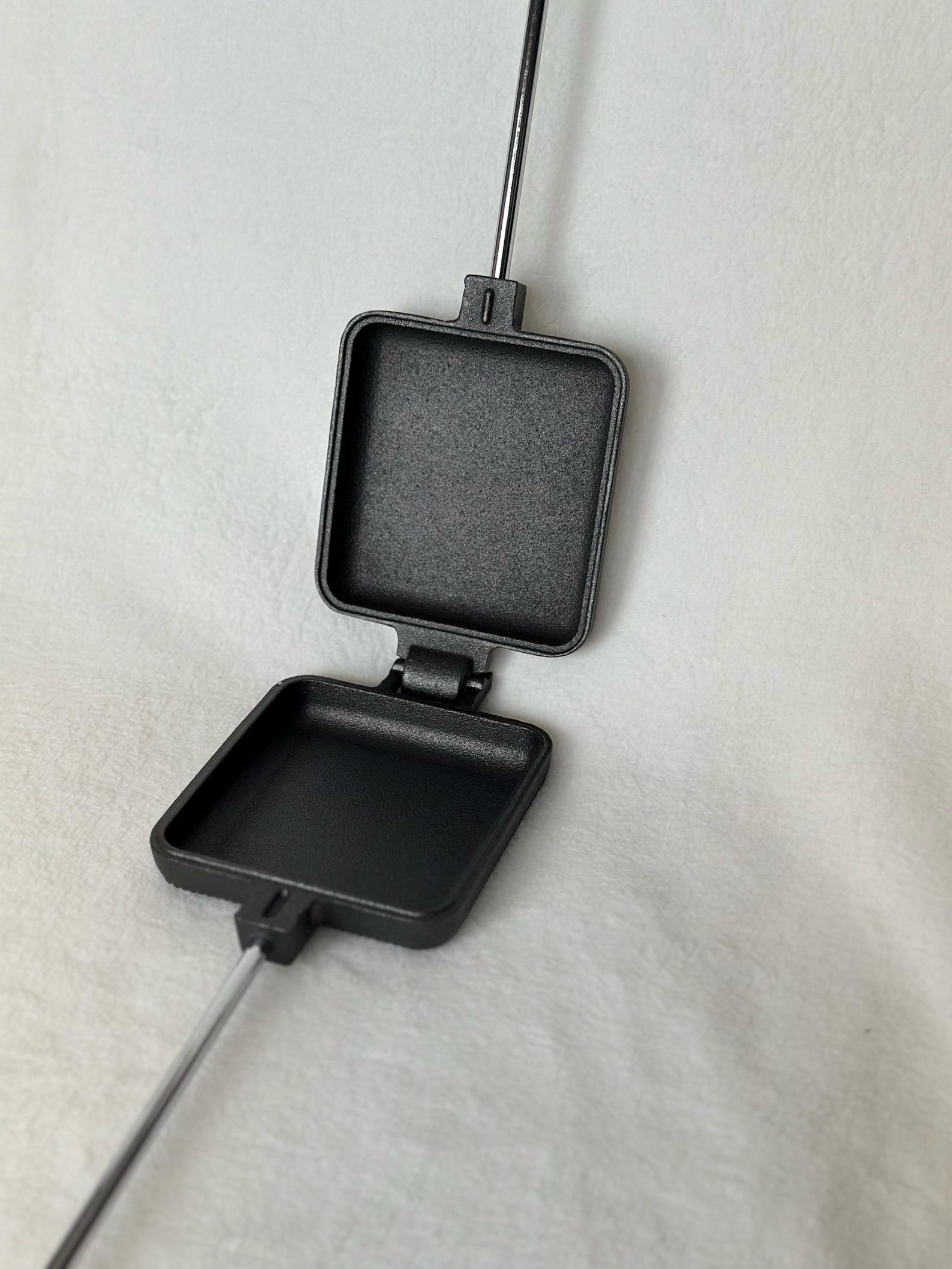 Heavy Duty Cast Iron Pie Iron - Etsy
