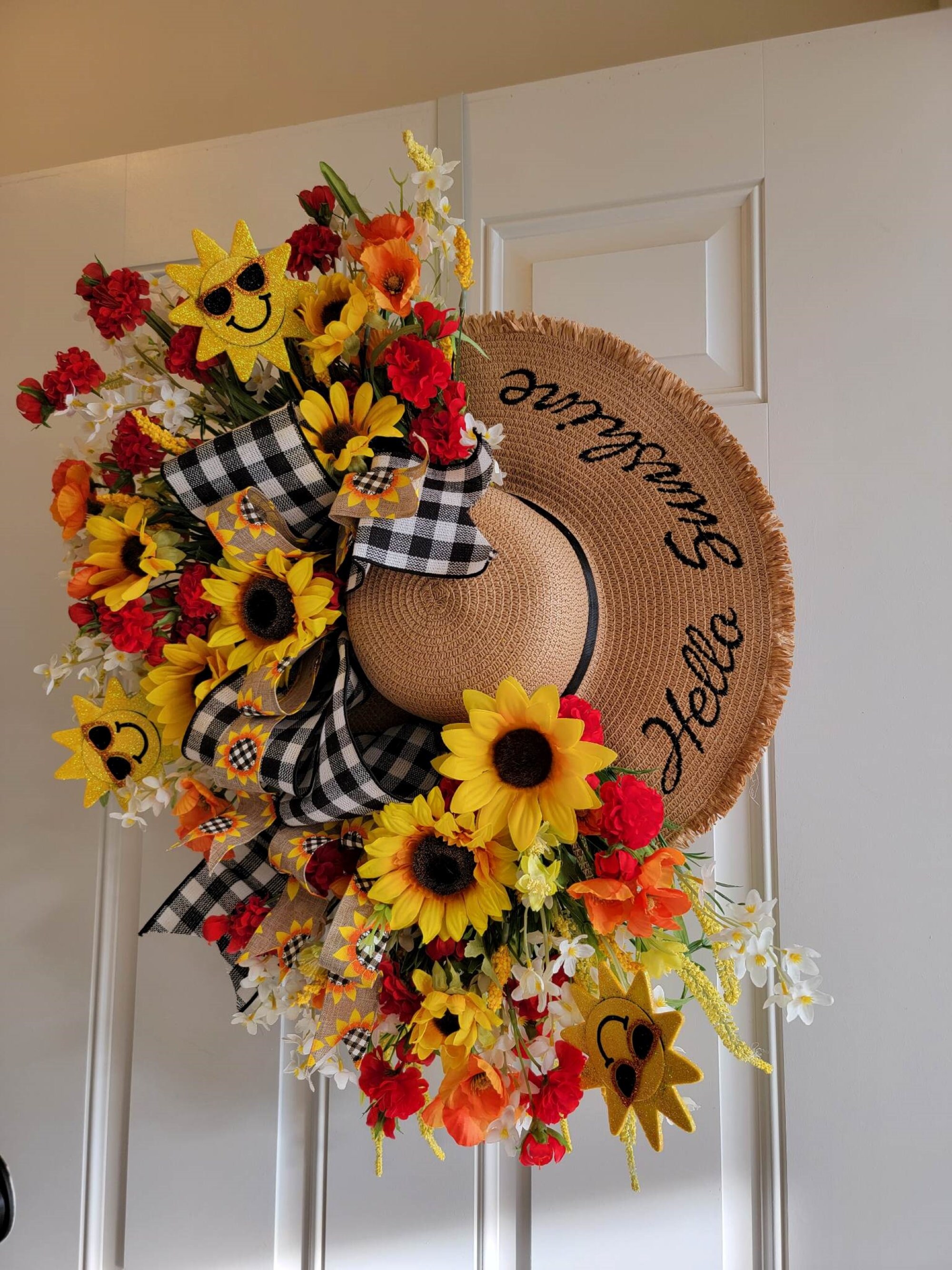 Straw Hat Wreath Bright Summer Wreath Beach Hat Wreath - Etsy