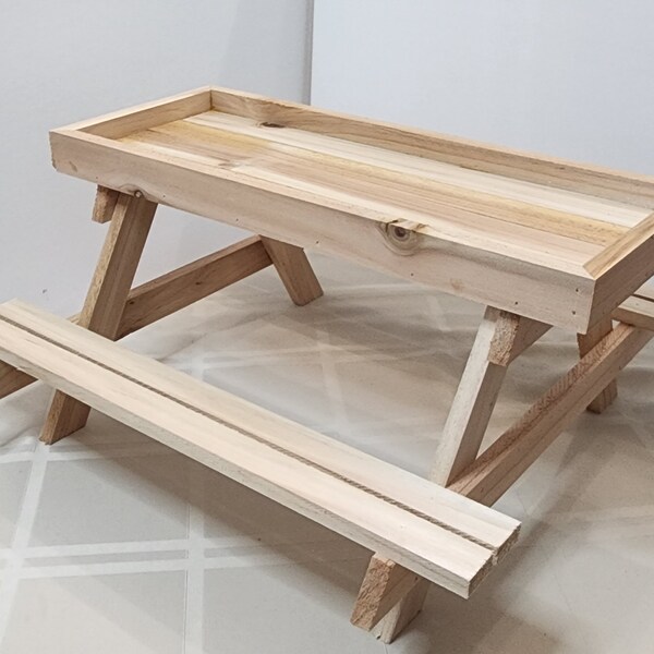 Chicknic Table - Etsy