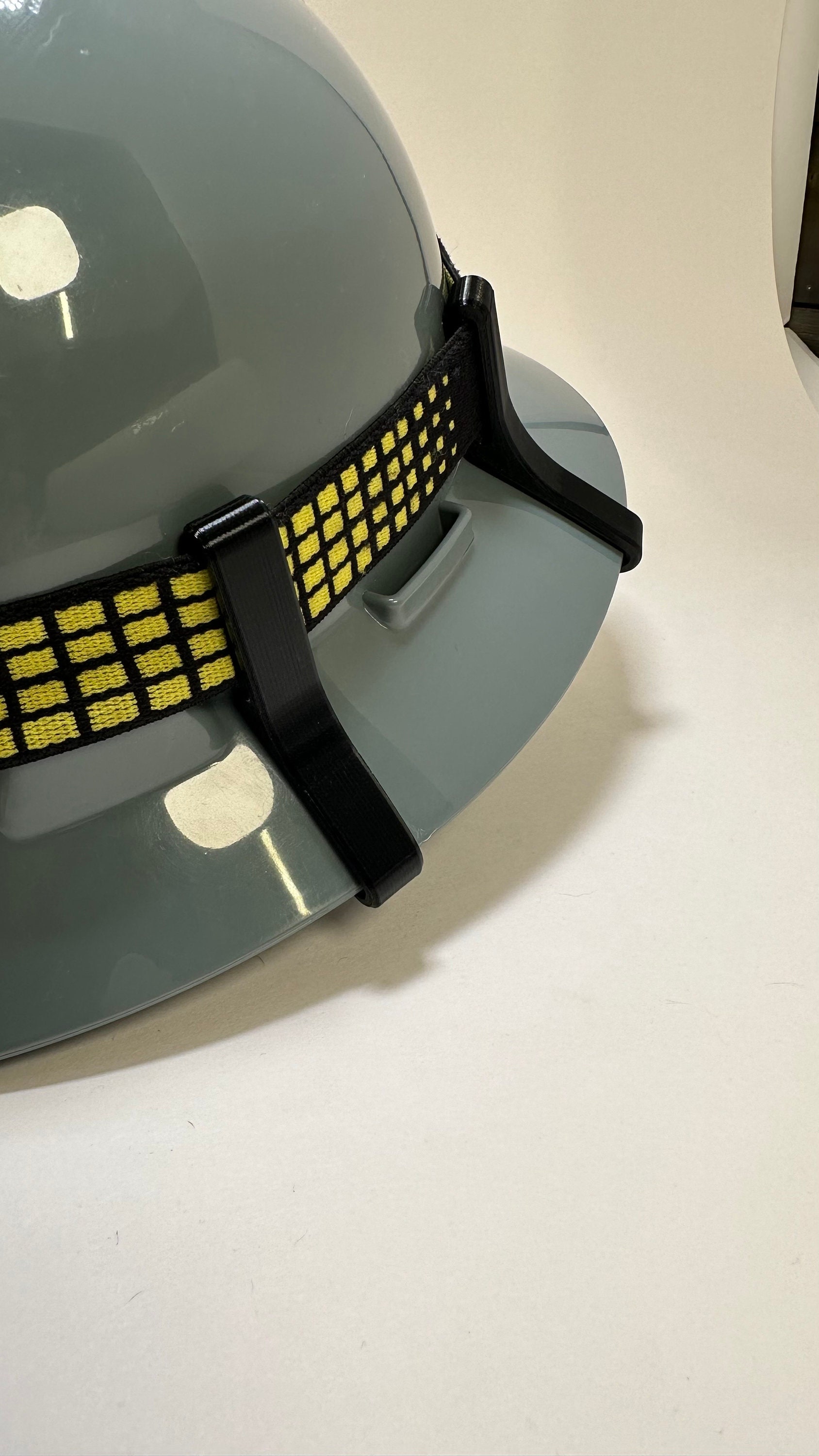 Unbreakable MSA Full Brim Hard Hat Clip, Headlamp Clips, Hard Hat Light ...