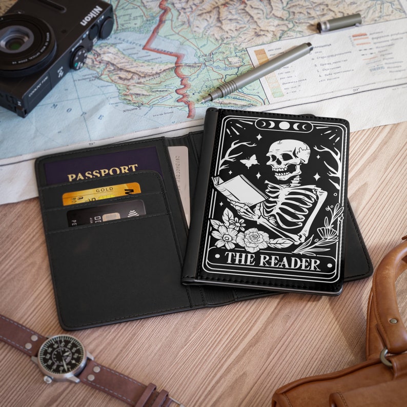 Goth Tarot Card THE READER Passport Cover Vegan Passport Case Gothic ...