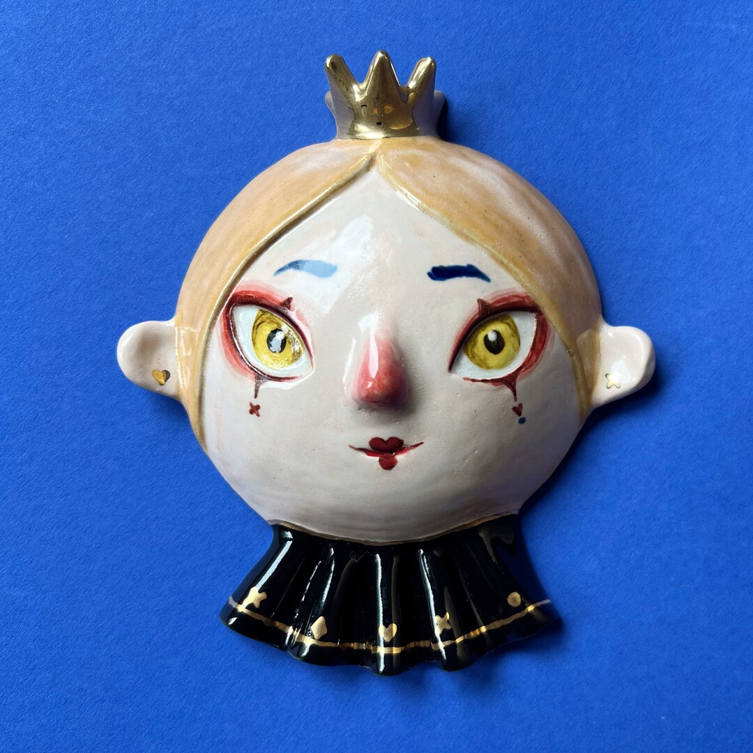 Little Circus Queen Wall Mask - Etsy