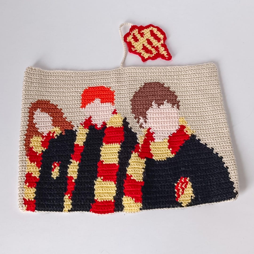Harry Potter Crochet Book Sleeve: Tapestry Wizard Cover - Etsy
