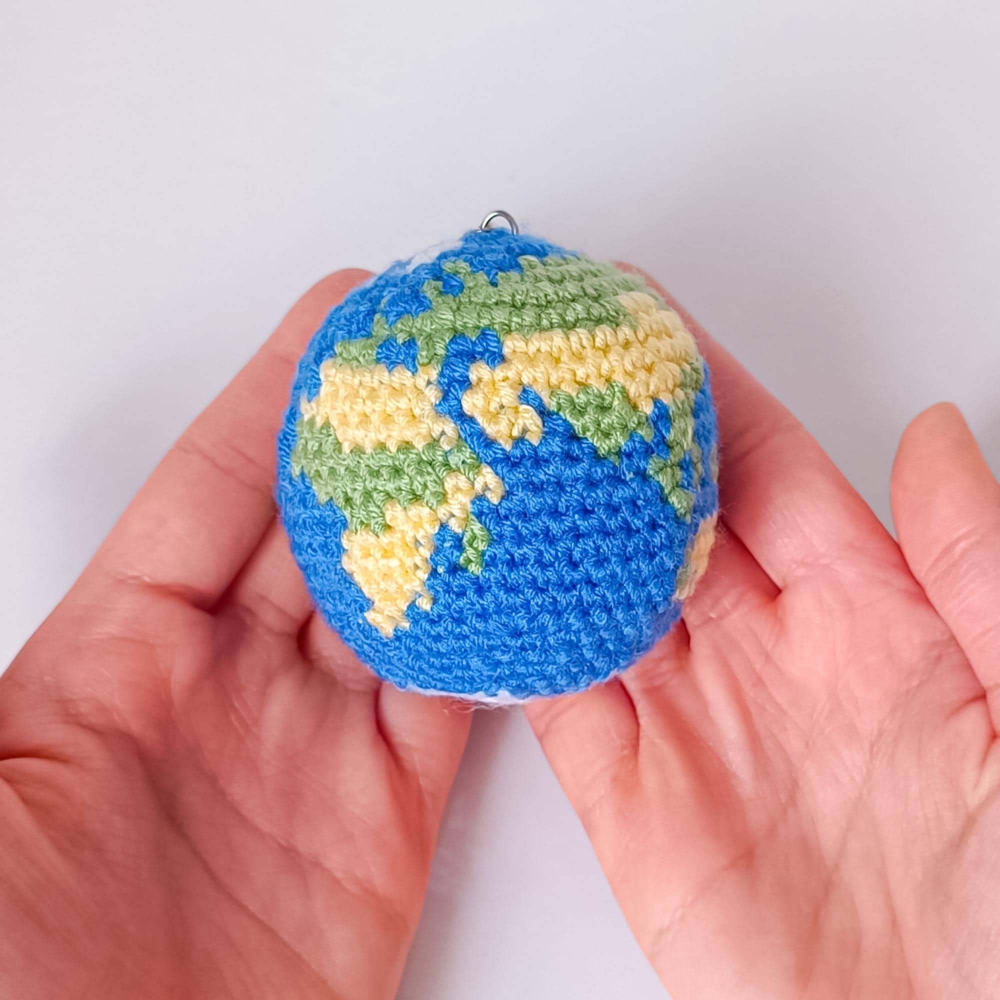 Pdf Pattern : Crochet Earth Keychain | Handmade Amigurumi Globe Bag ...