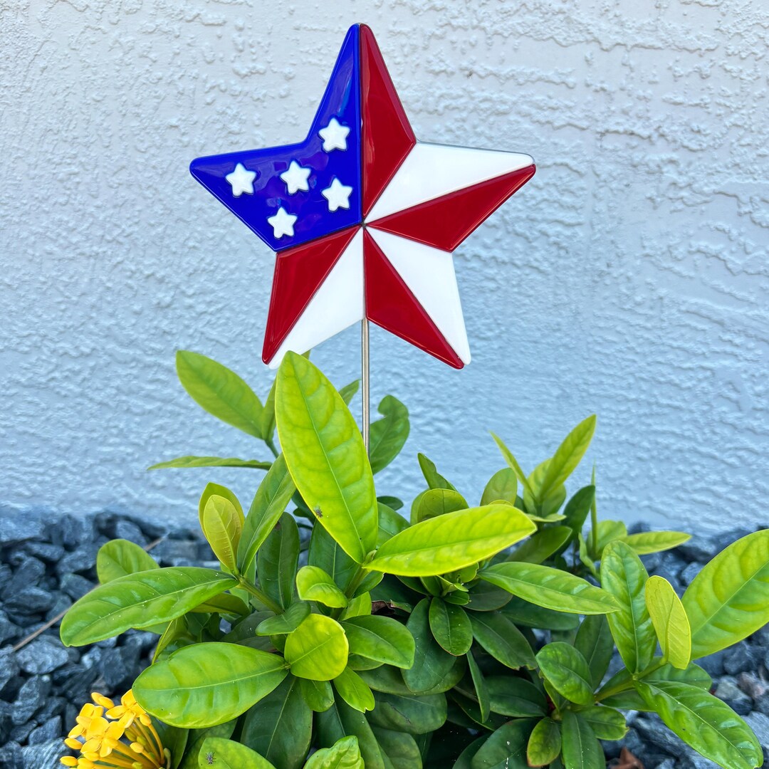 Fused Glass Patriotic Star Plant Stake | Plant Decorations | Garden Art ...