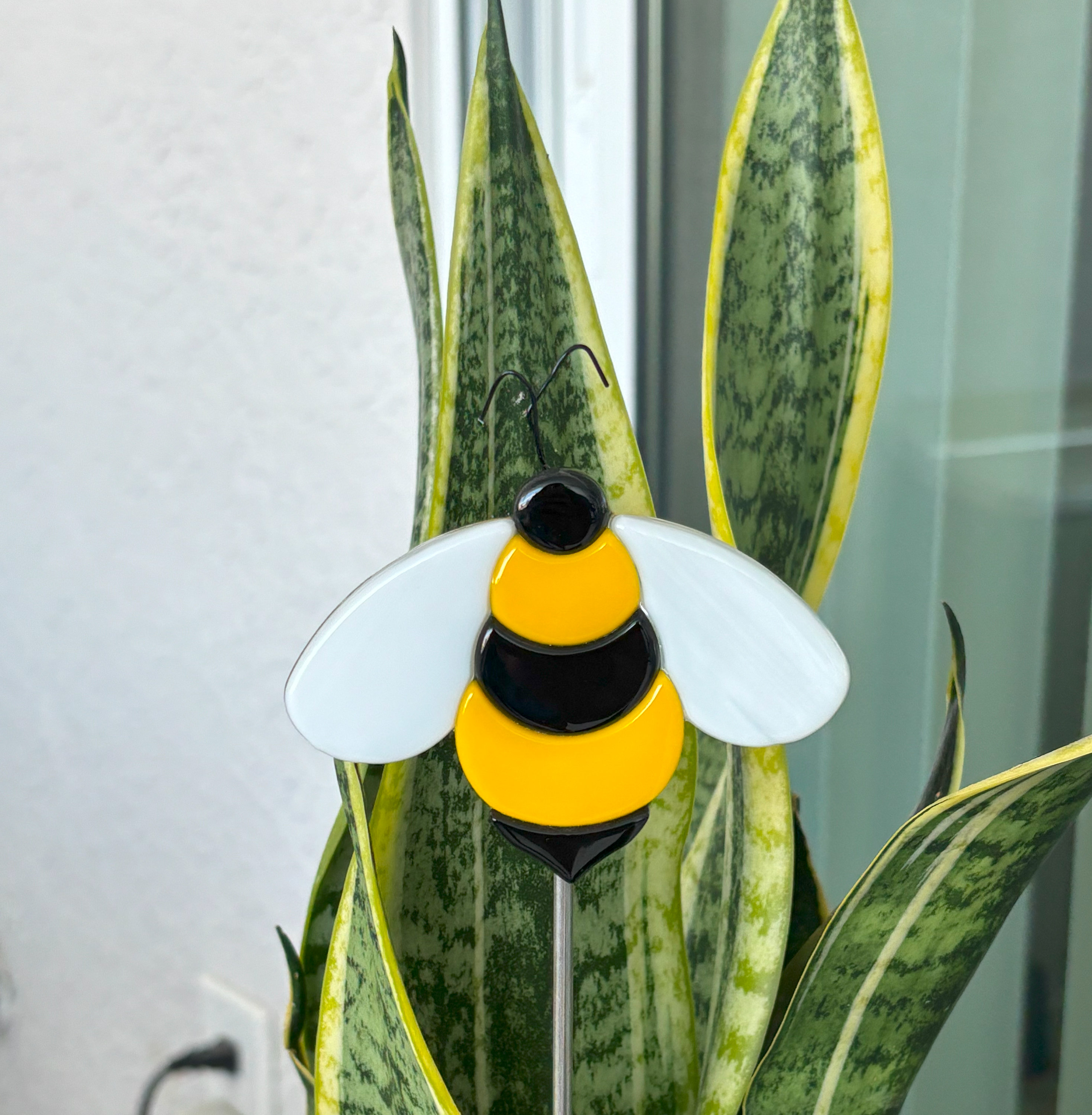 Fused Glass Bumble Bee Garden Plant Stake | Plant Decorations | Garden ...