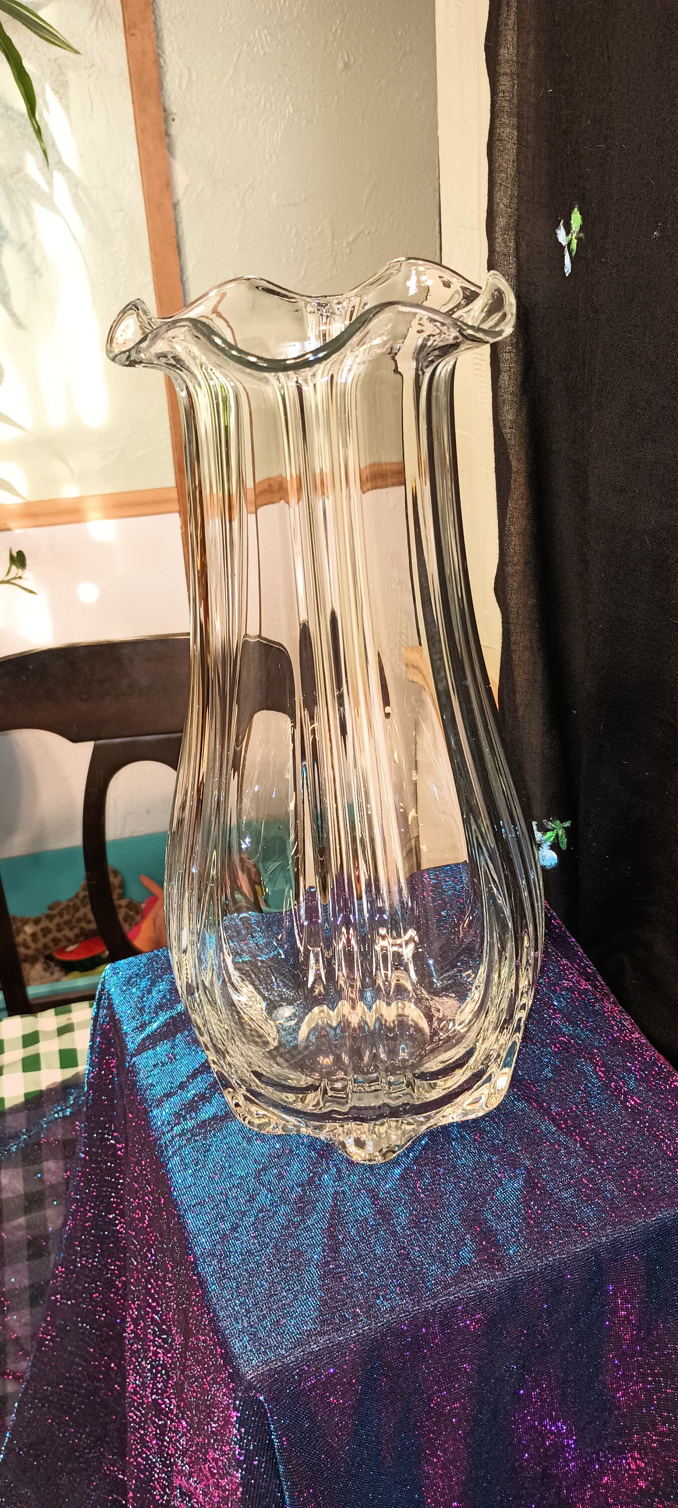 Vintage Glass Tulip Shaped Vase - Etsy