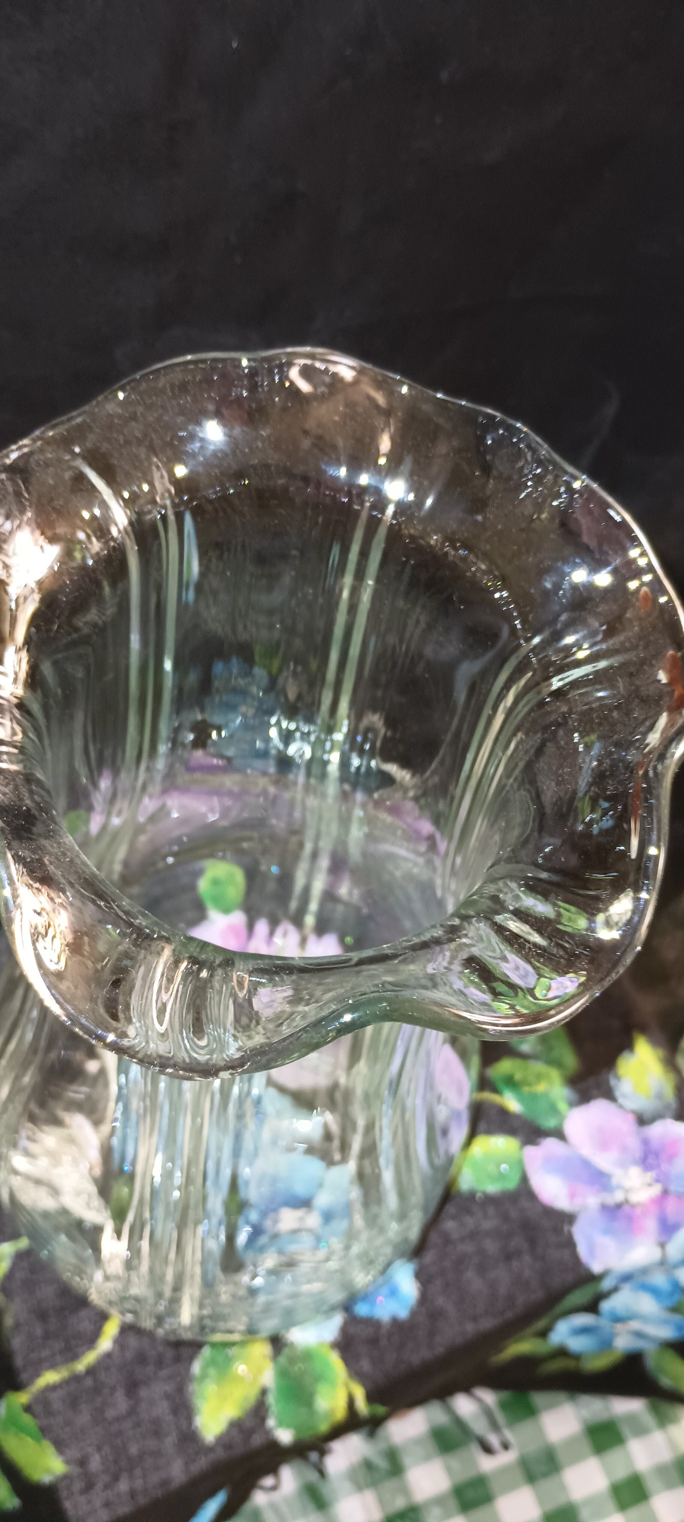 Vintage Glass Tulip Shaped Vase - Etsy