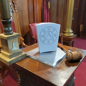 Personalized Royal Arch Keystone With YOUR Mark! - Etsy