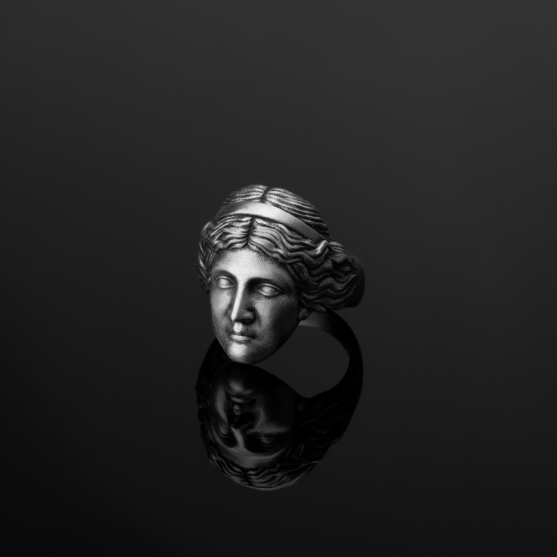 Venus De Milo Ring Ancient Greek Greek Goddess Hellenistic - Etsy