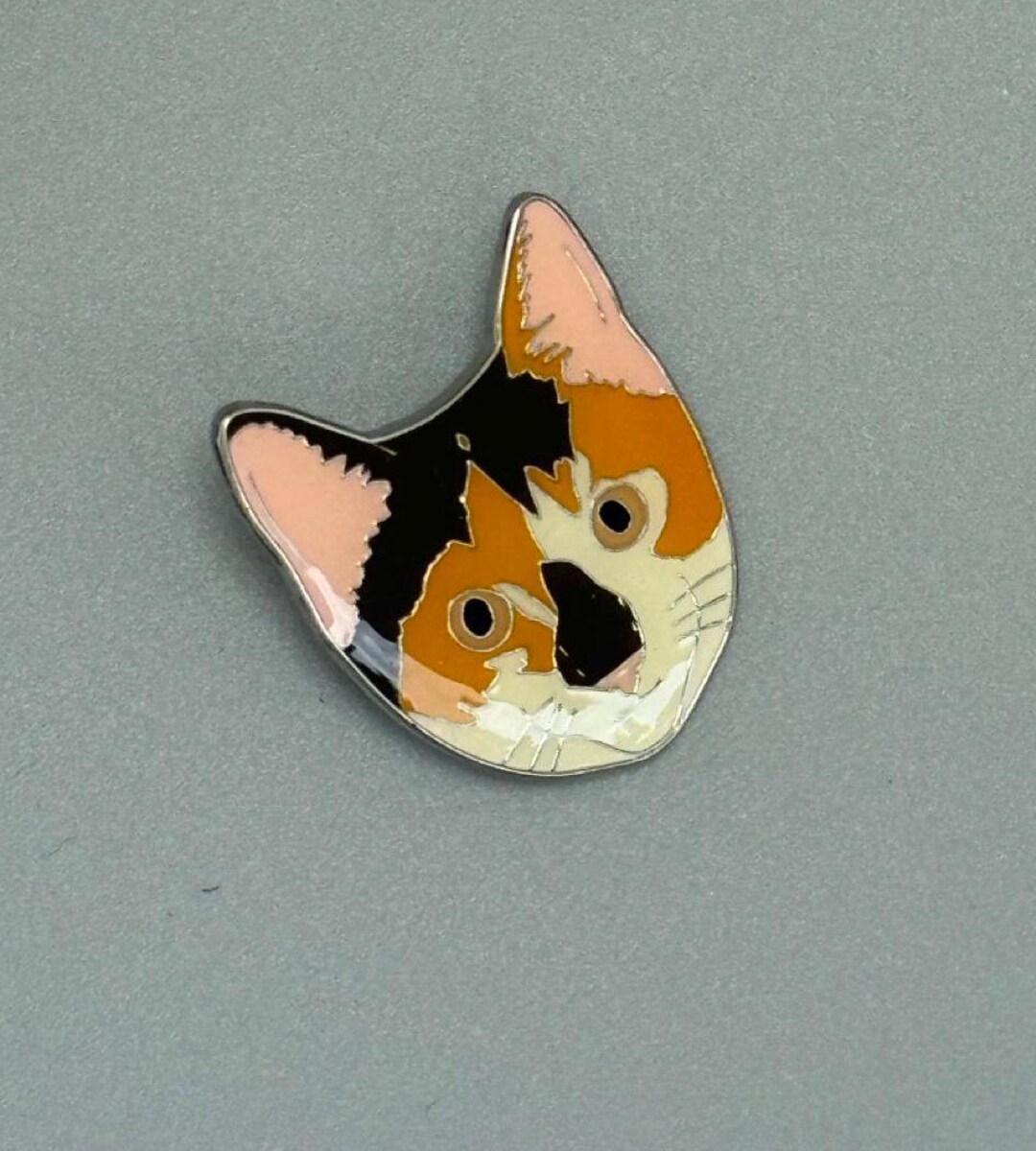 Cute Cat Enamel Pin - Calico Cat Pin - FIP Warrior Charity - Etsy