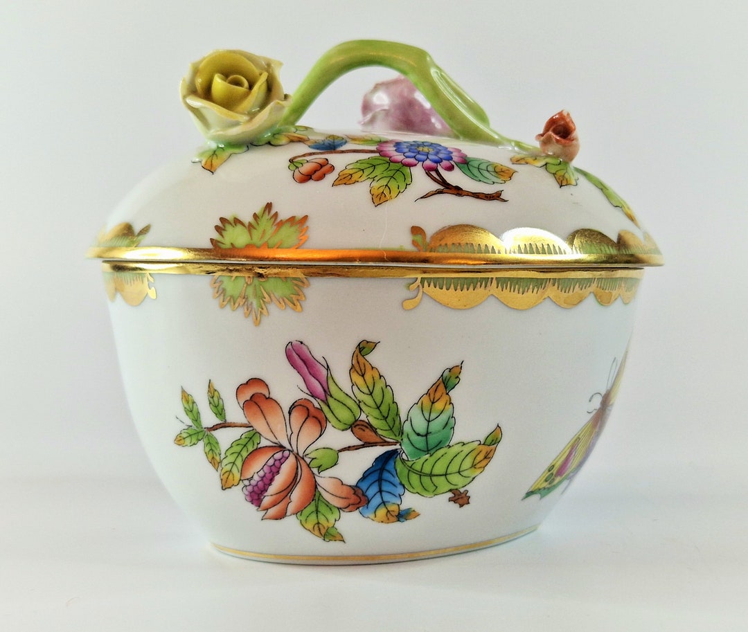 Vintage Herend Heart Shaped Bonbonniere, Big Trinket Dish Herend Queen ...