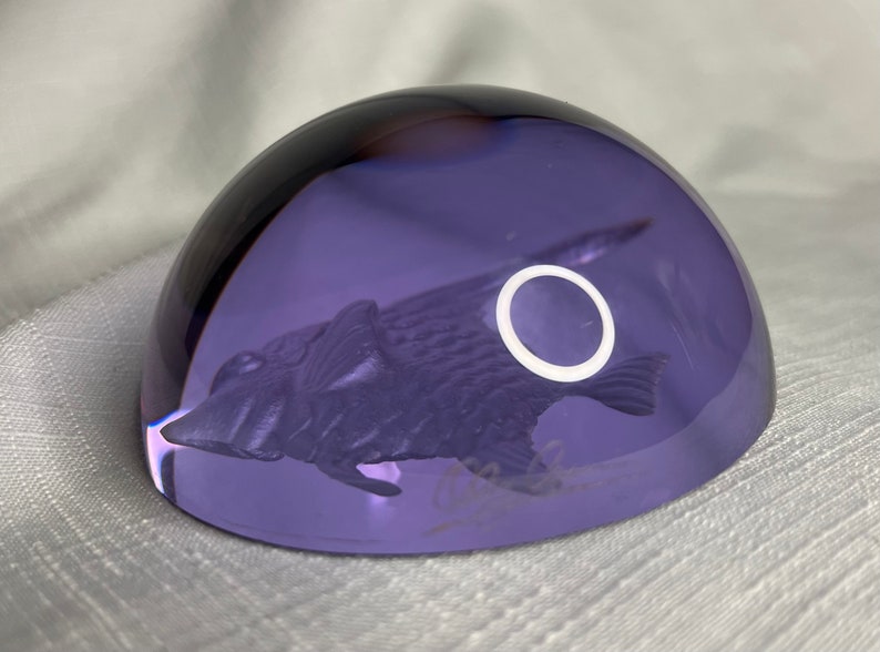 Oleg Cassini Crystal Fish Dome Paperweight, Carved, Lavender, Pink ...
