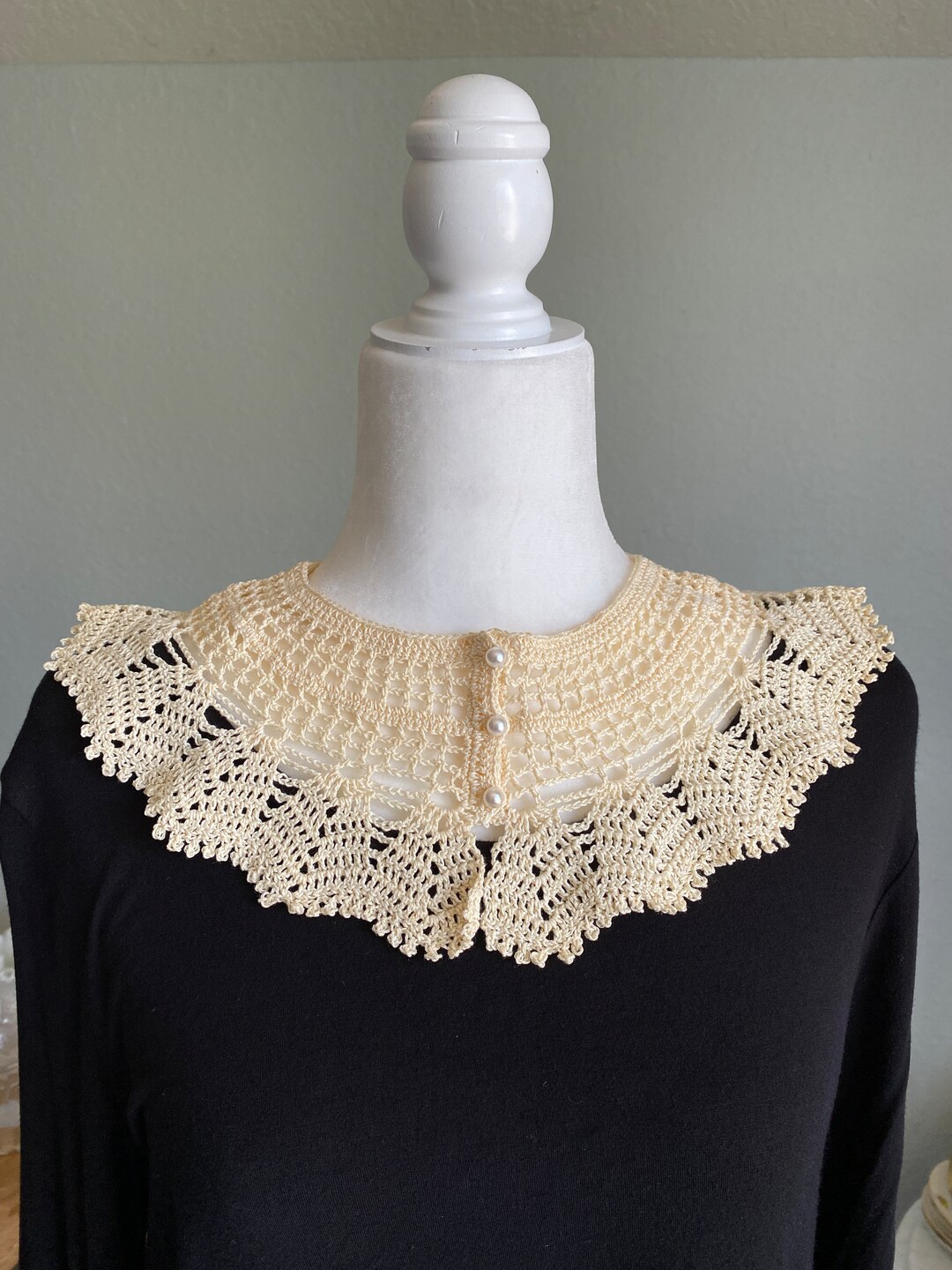 Vintage Crocheted Collar With Faux Pearls Delicate Feminine Romantic ...