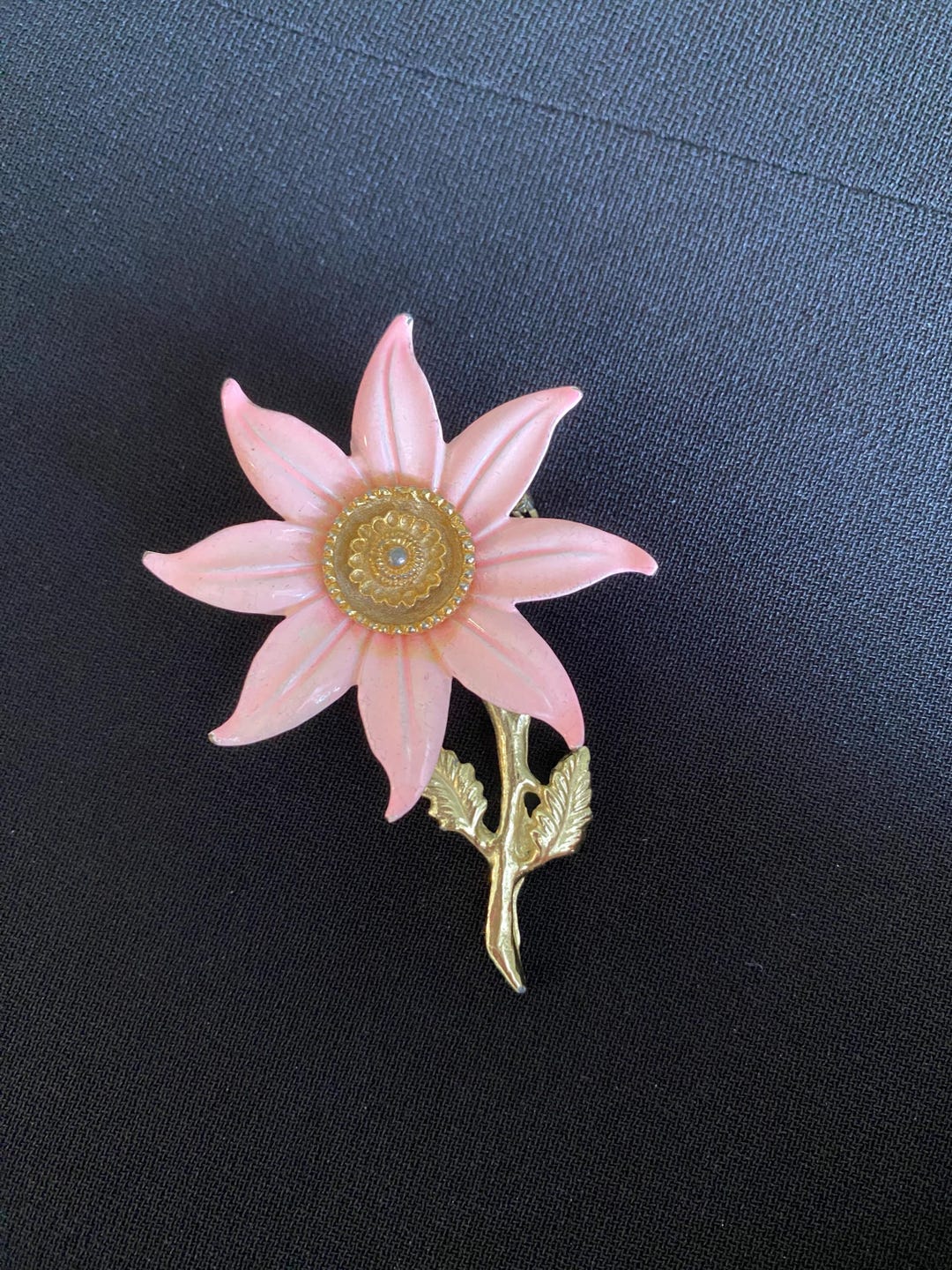 Vintage Enameled Pink Flower Brooch Pin Goldtone Dimensional Boho Chic ...