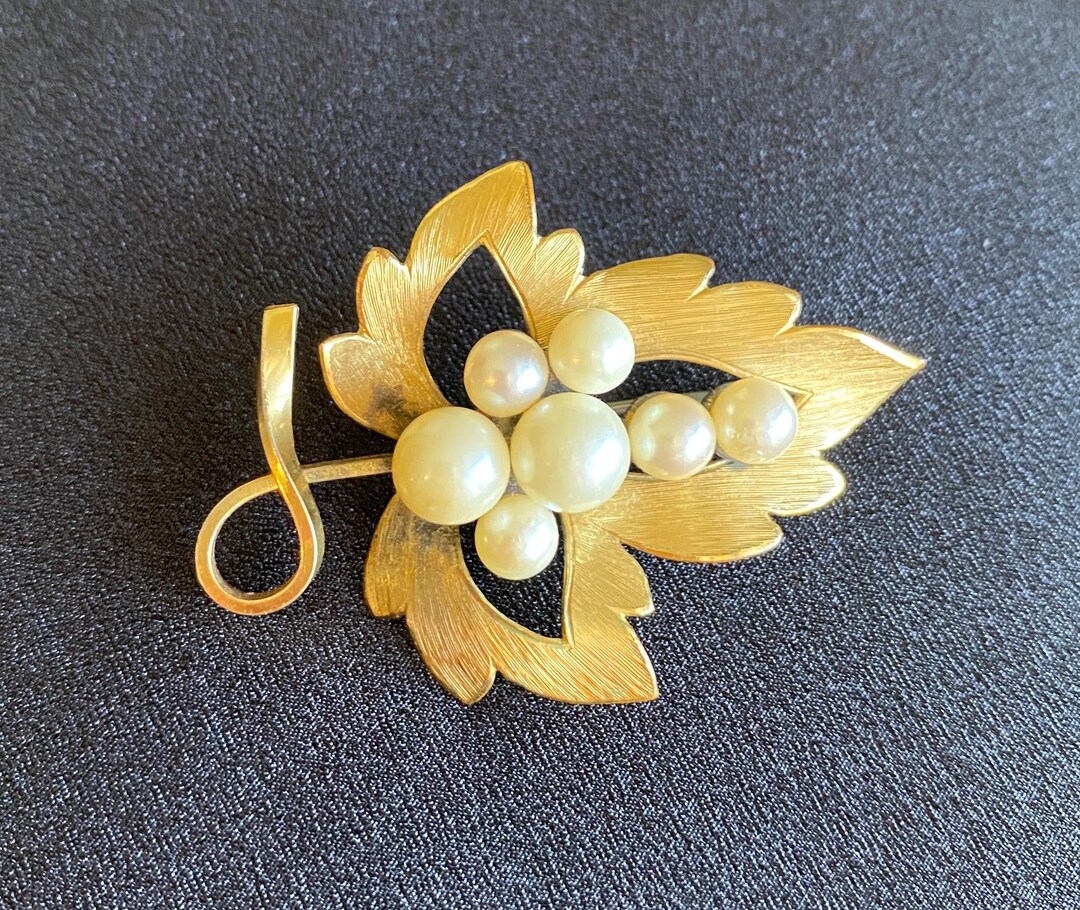 Vintage Wells 14k Gold Filled Leaf Brooch Pin - Etsy