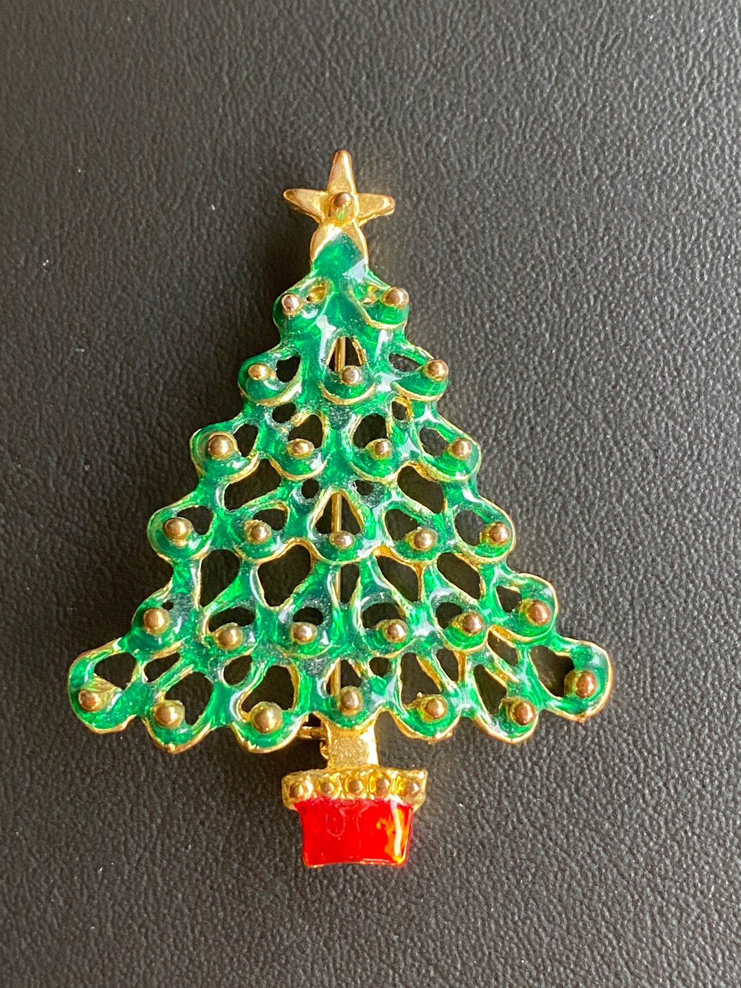 Vintage Enameled Christmas Tree Pin Brooch Green Tree Gold Star Round ...