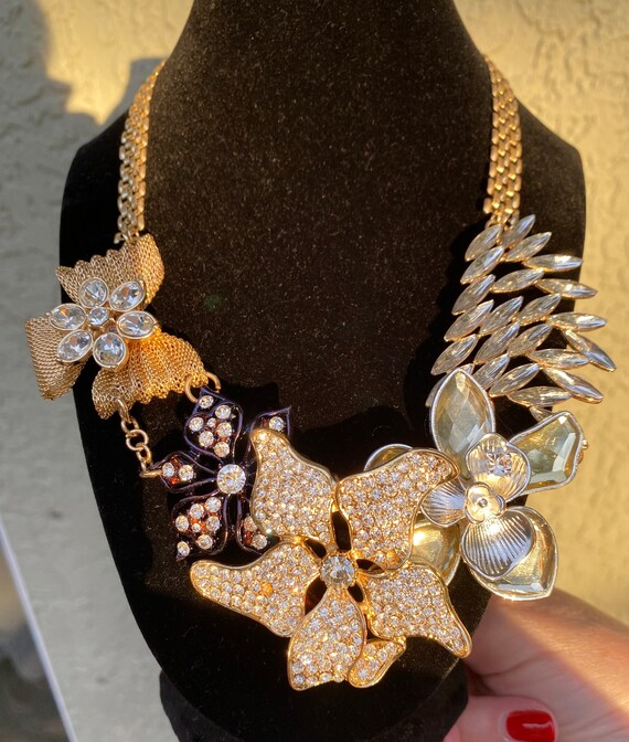 Glamorous edgy retro crystal - Gem