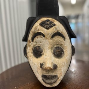 Two African Home Décor Masks by the Puno Mask Society Gabon Mask - Etsy