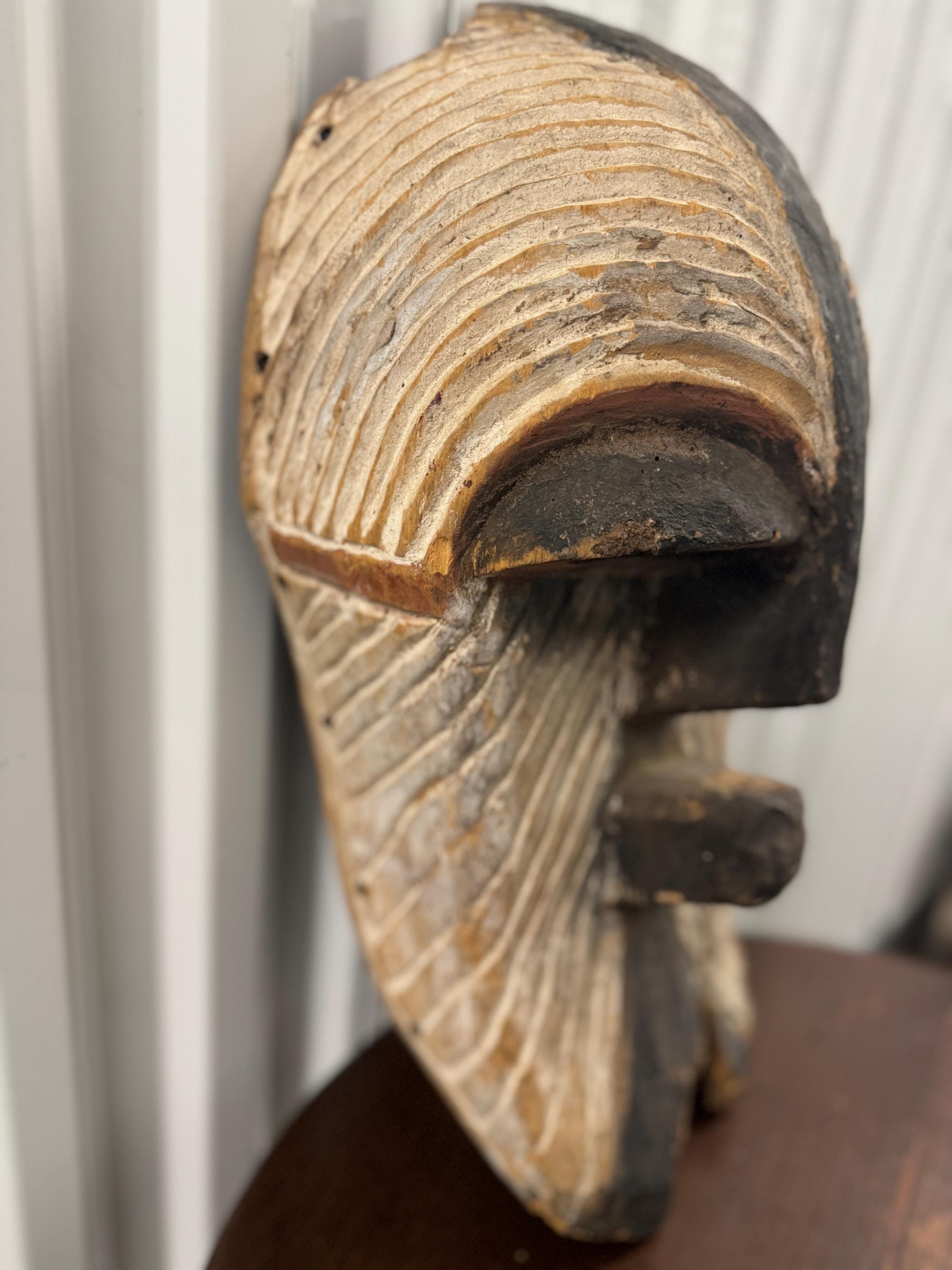 Two Antique Wall Hanging African Masks:african Orginal Cermonial Songye ...