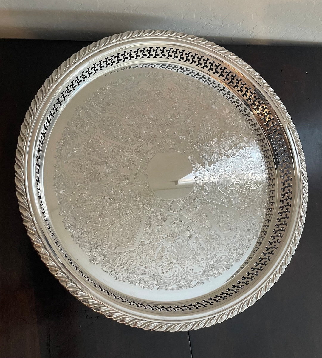 Vintage Oneida Silver Tray or Platter. Round 13 and 2 Deep With Ornate ...