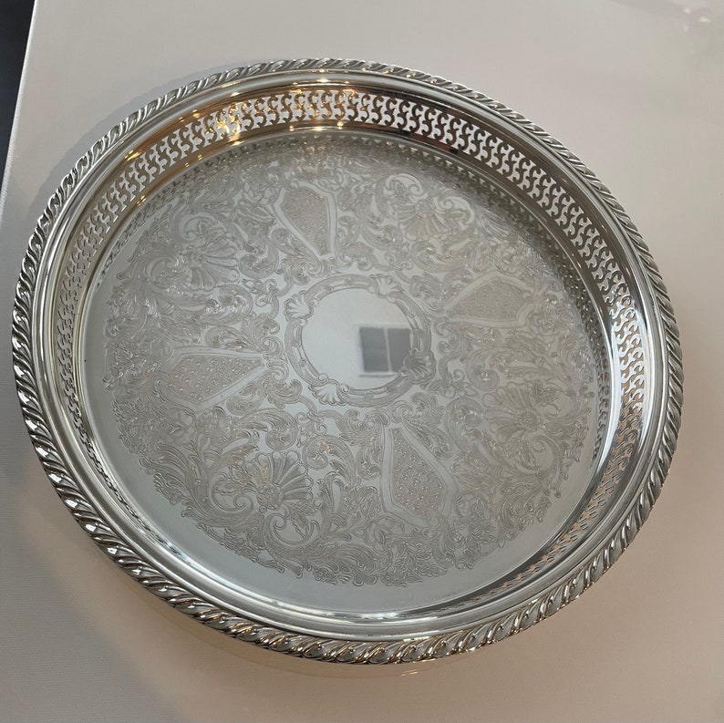 Vintage Oneida Silver Tray or Platter. Round 13 and 2 Deep With Ornate ...