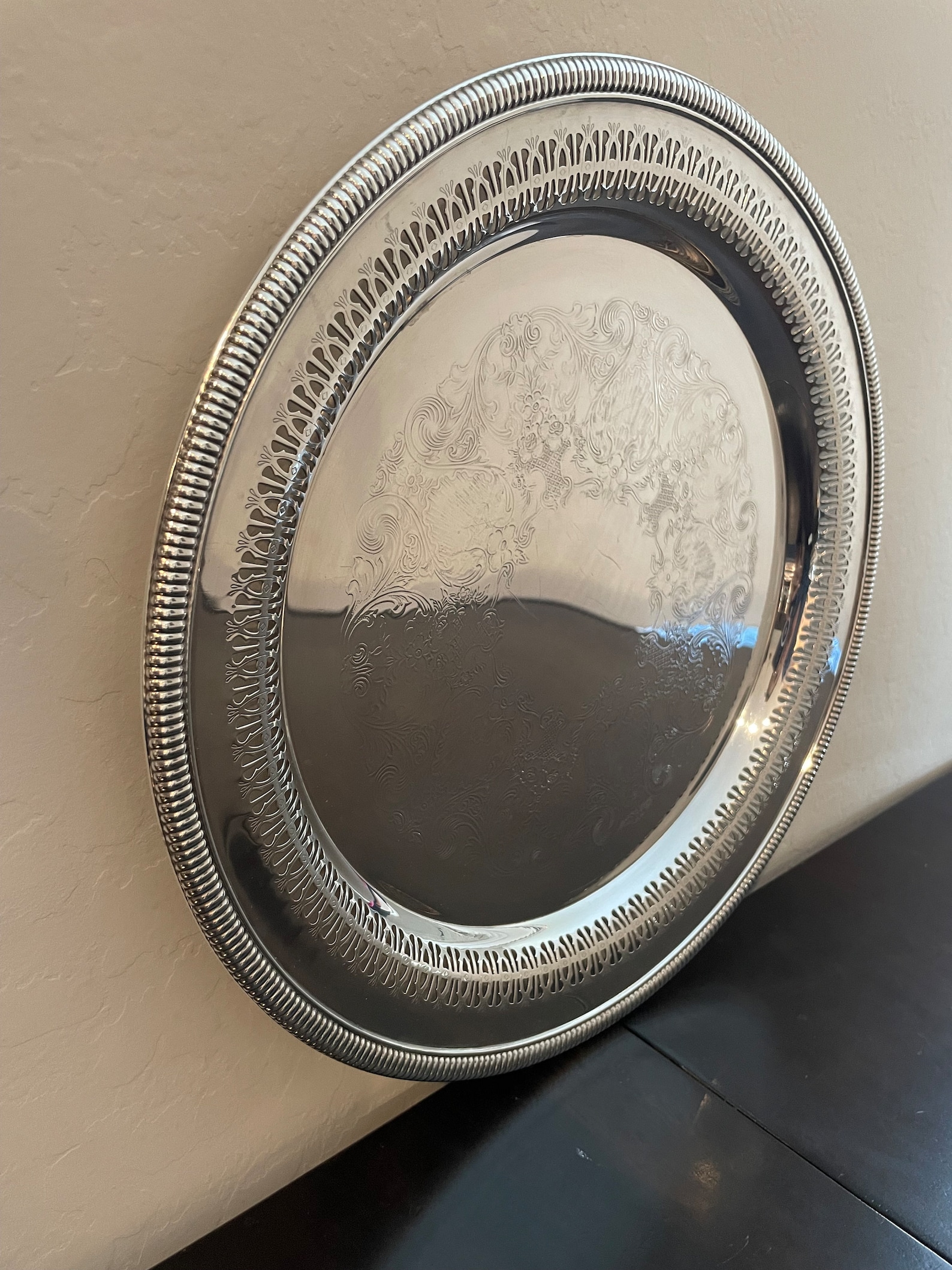 Vintage International Silver (high Quality) Tray or Platter. Round 12 1 ...