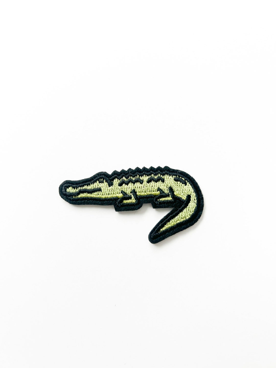 Alligator Embroidered Iron on Patch for Hats, Clothes and Bags | Iron ...