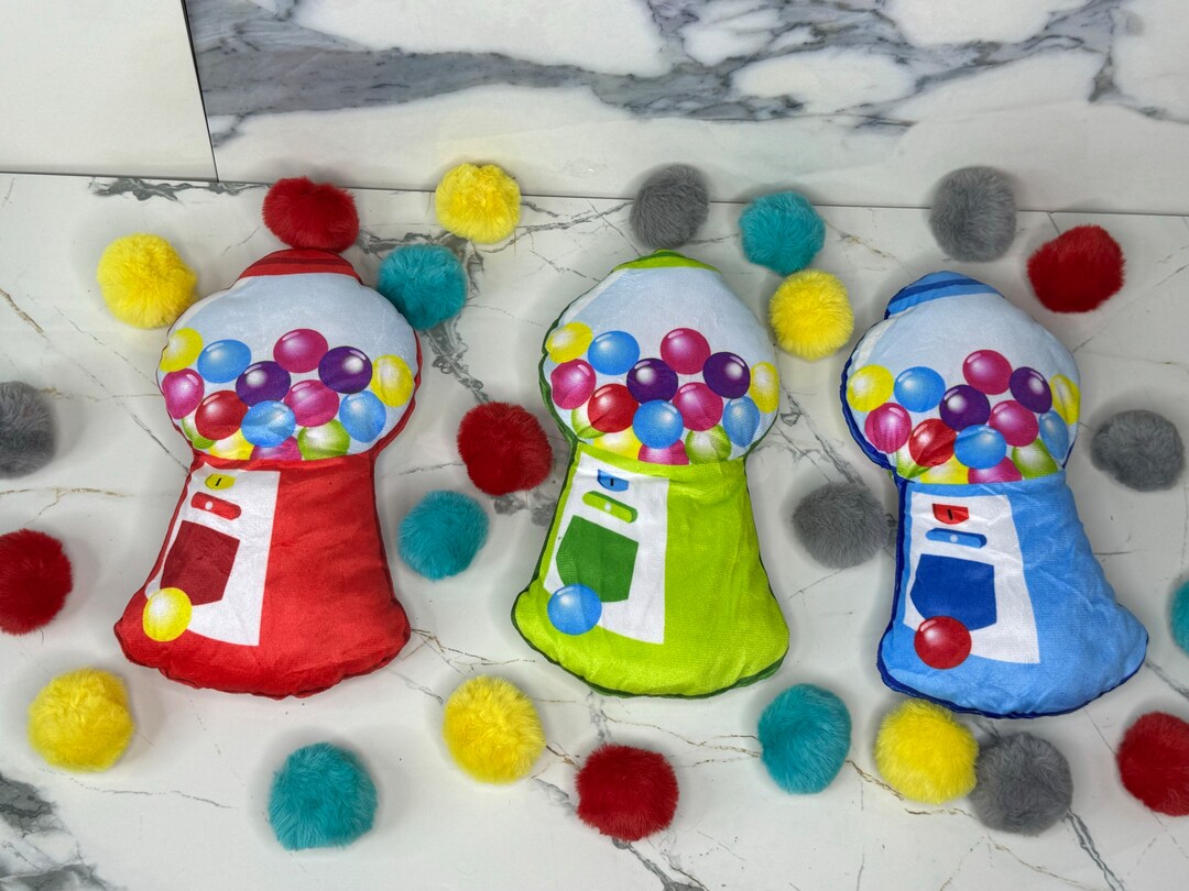Cat Toy Gumball Machine Cat Kicker 5 Piece Set: 1 Machine and 4 Balls ...