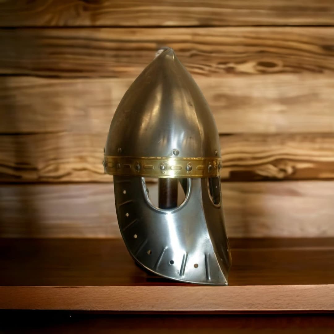 Medieval Helmet, Duck Faced Medieval Helmet, Phrygian Helmet, Norman ...