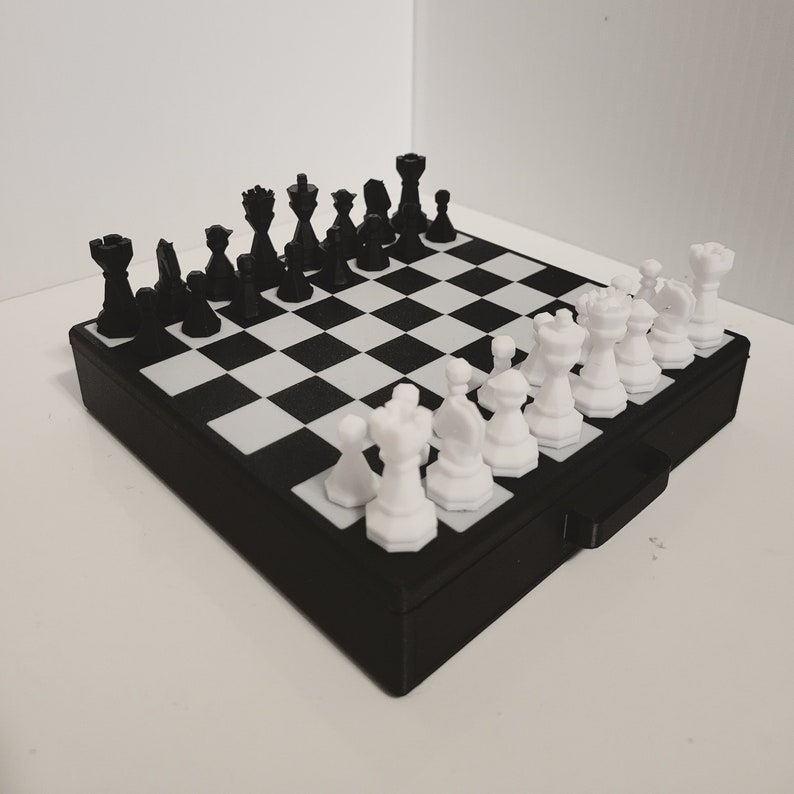 3D Printed Magnetic Chess Board (travel Size) - Etsy
