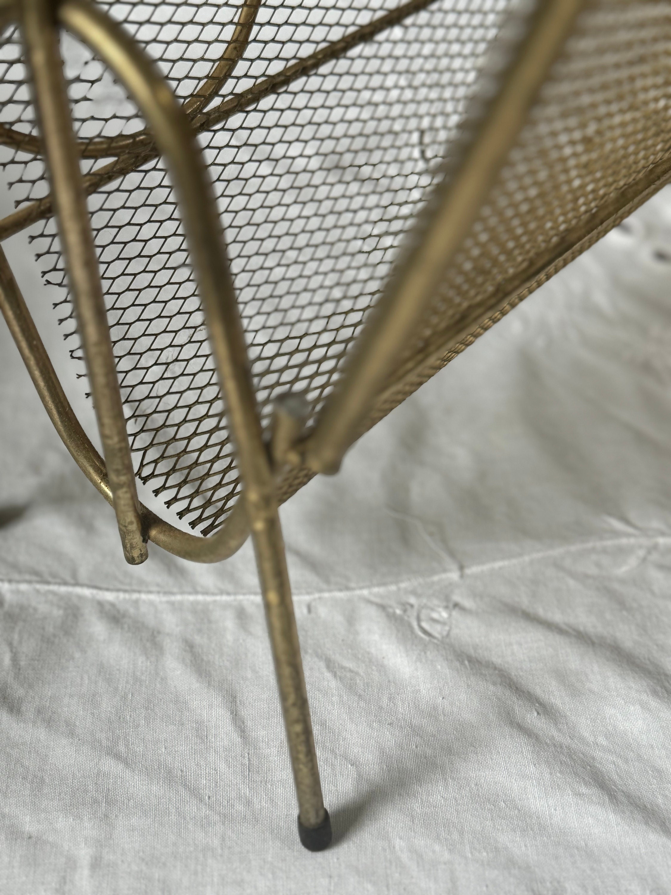 Vintage MCM Brass Wire Magazine Rack Album Rack - Etsy