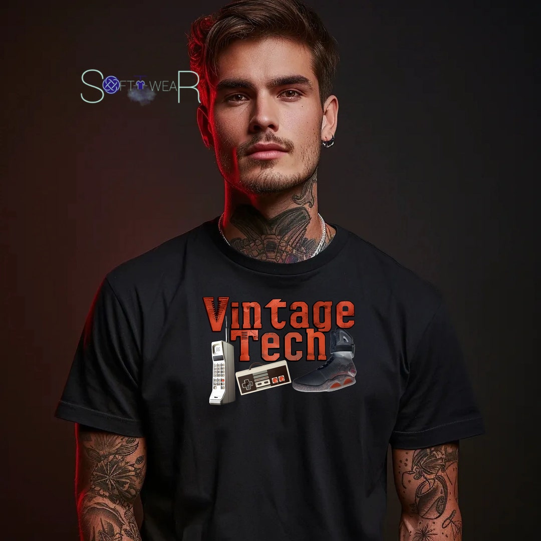 Retro Gamer T-shirt Vintage 80s Tech Enthusiast Nostalgic Electronics ...