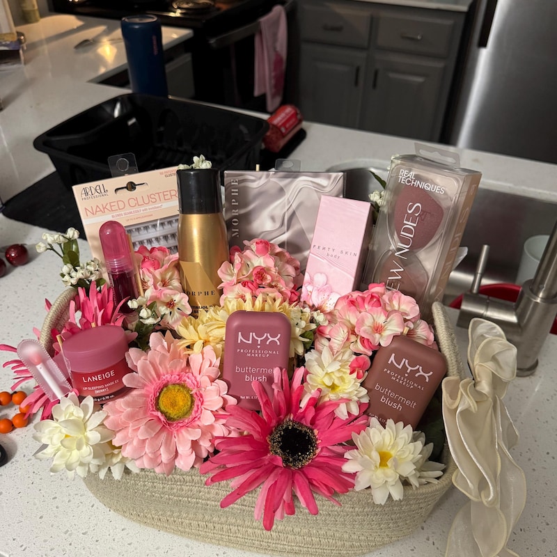 Flower Makeup Basket - Etsy UK