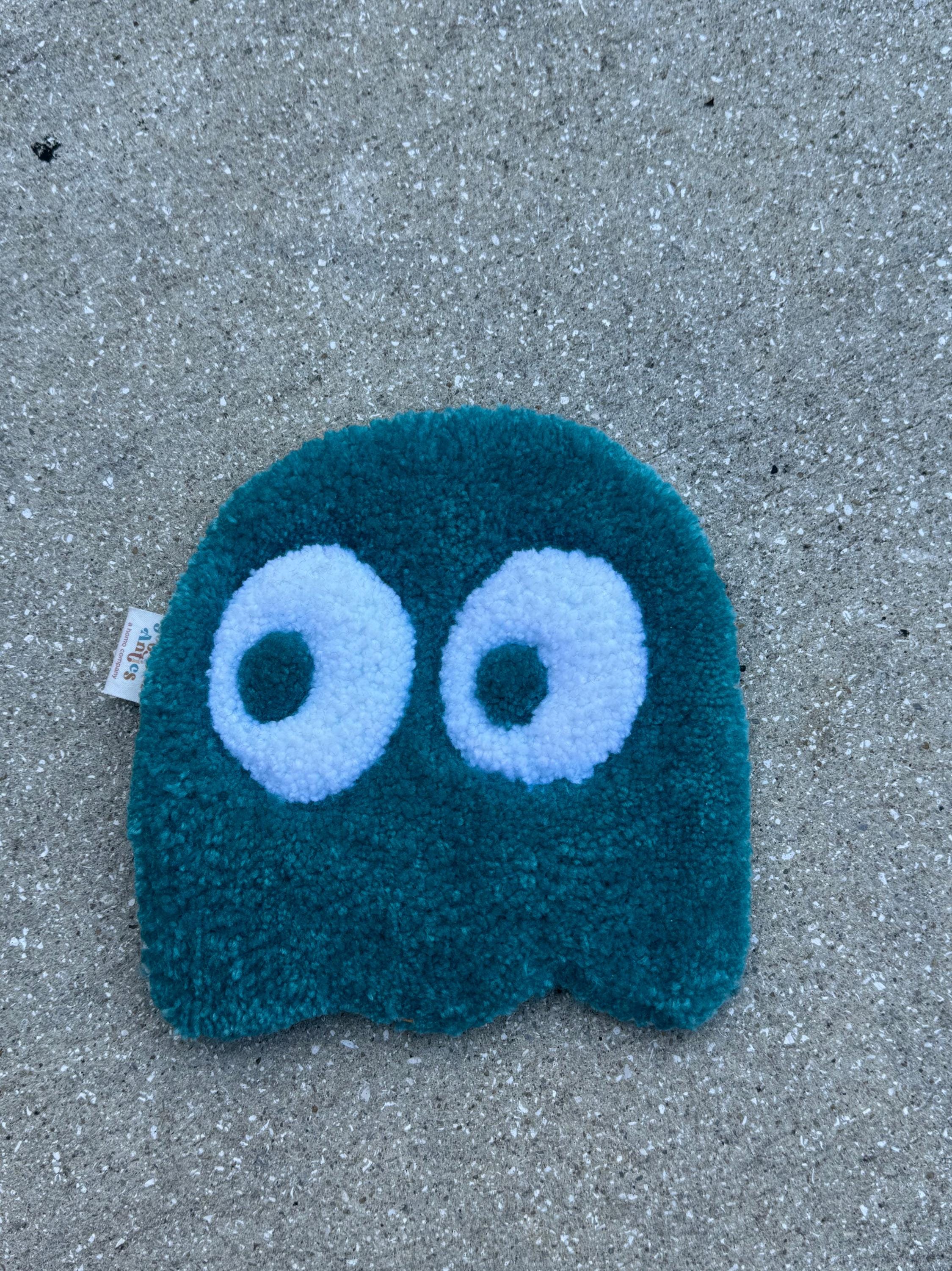Retro Pacman Ghost, Pacman, Ghost Rug, Nostalgic, Video Game Rug - Etsy