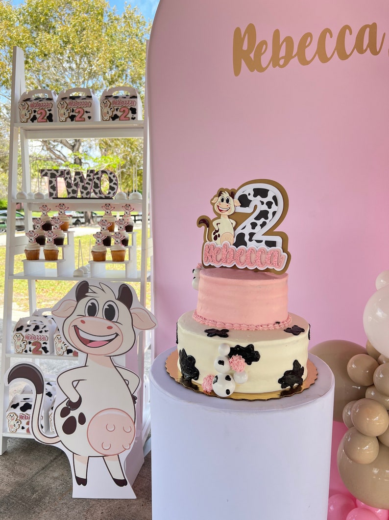 La Vaca Lola Cake Topper - Etsy