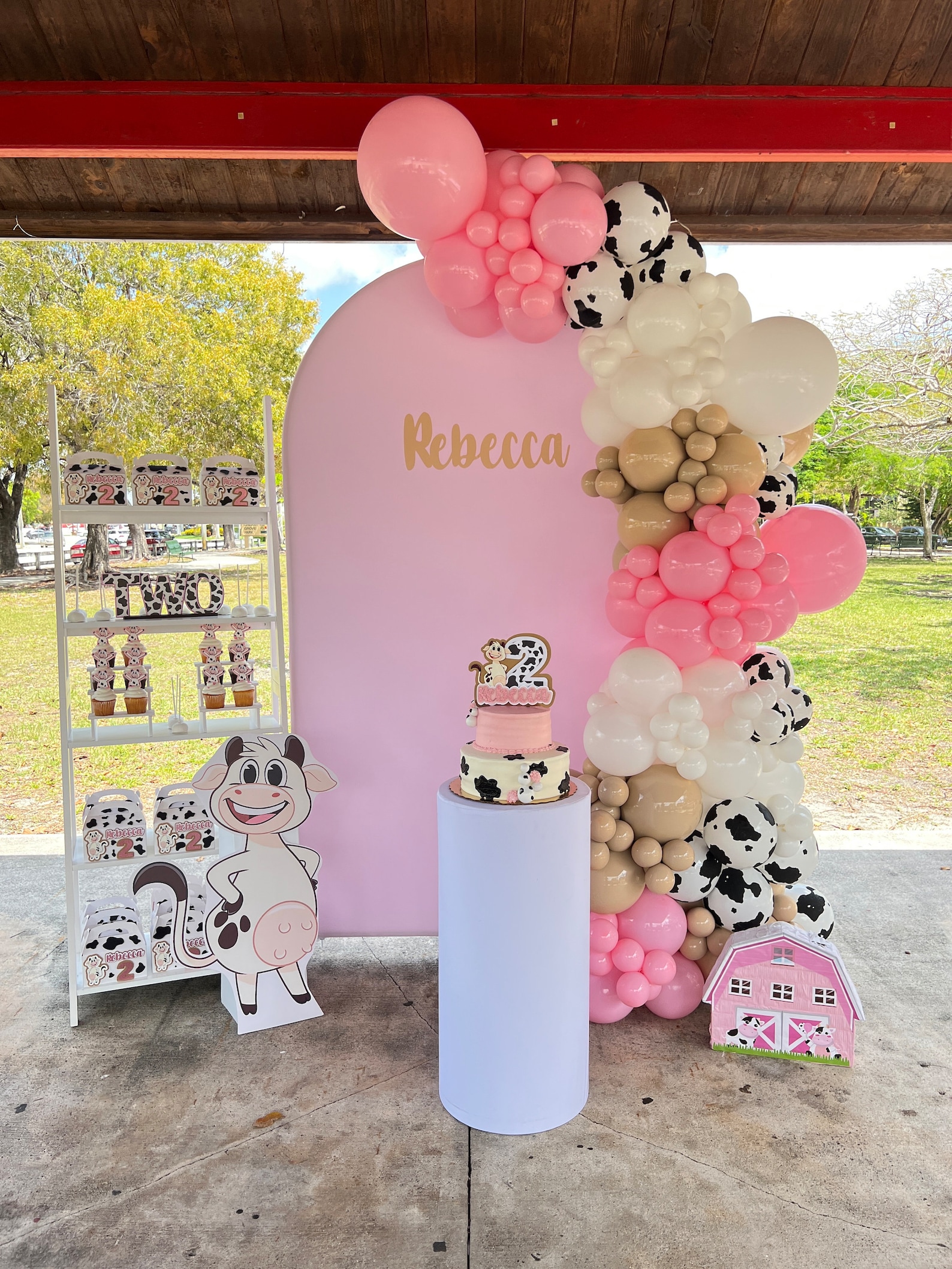 La Vaca Lola Cake Topper - Etsy