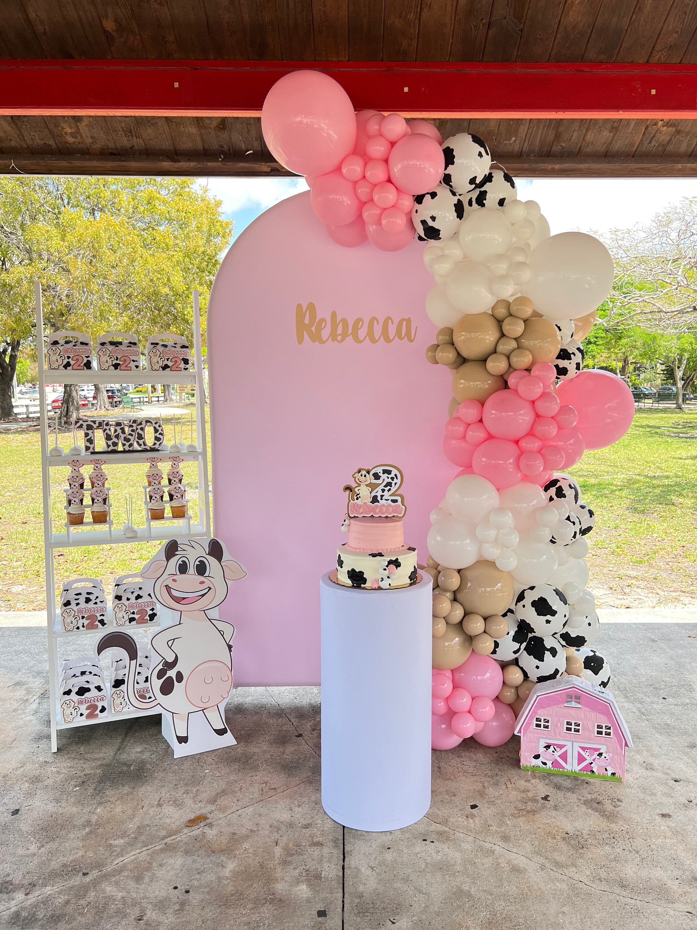 La Vaca Lola Cake Topper - Etsy
