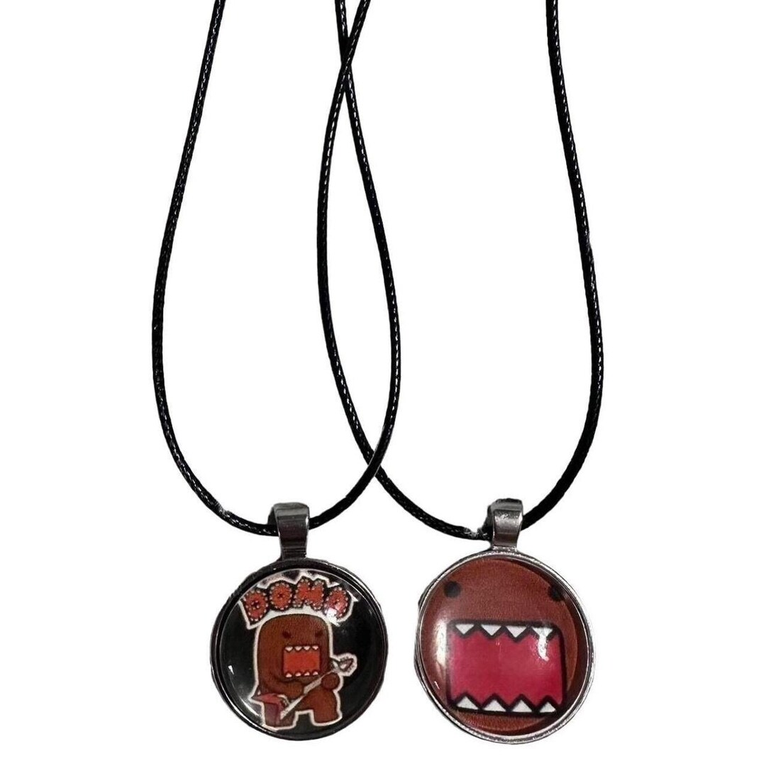 Domo Pendant Necklace - Etsy
