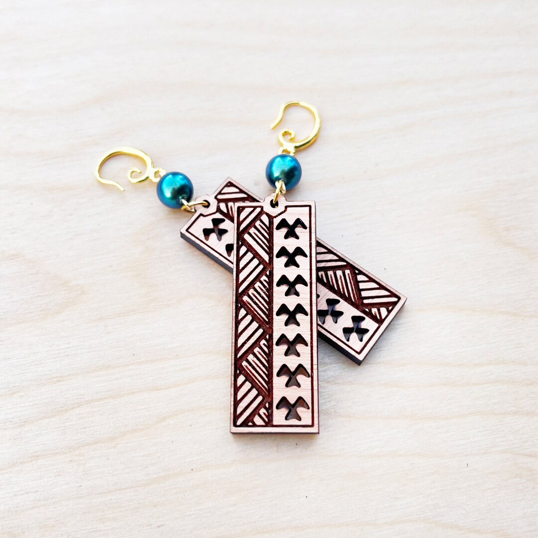 Iwa Bird Polynesian Tribal Wood Earring (medium) With Optional Pearl - Etsy