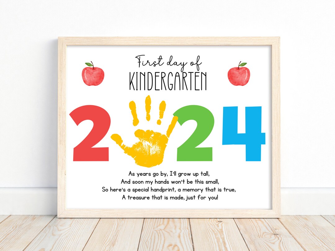 First Day of Kindergarten Handprint Art, Kindergarten Kids Handprint ...