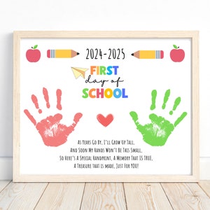 First Day of School Handprint Art, Kindergarten Preschool Handprint ...