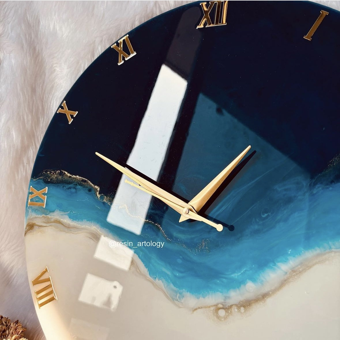 Blue and White Modern Minimalistic Aesthetic Home Decor Resin Art Wall ...