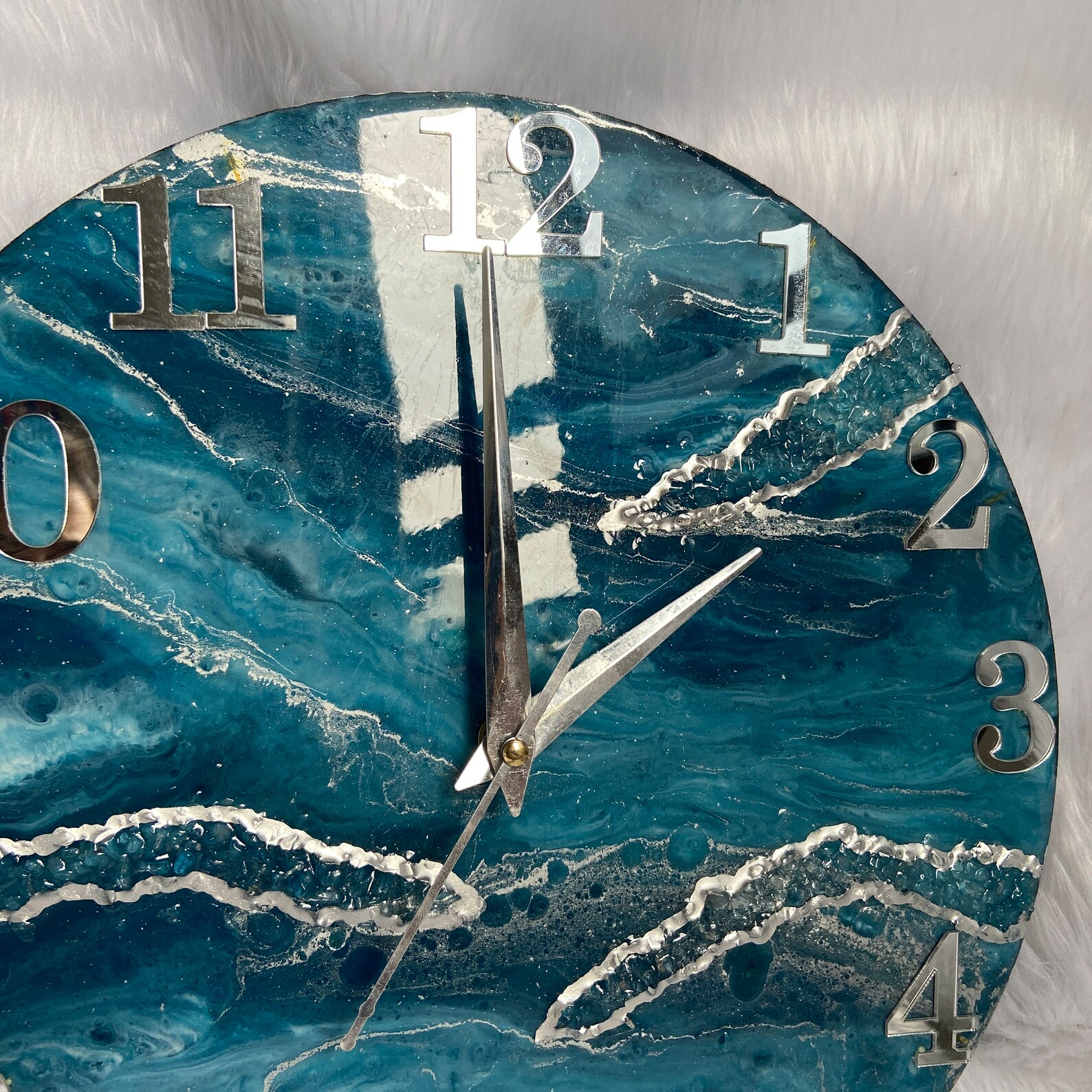 TEAL BLUE Modern Minimalistic Aesthetic Home Decor Resin Art Wall Clock ...